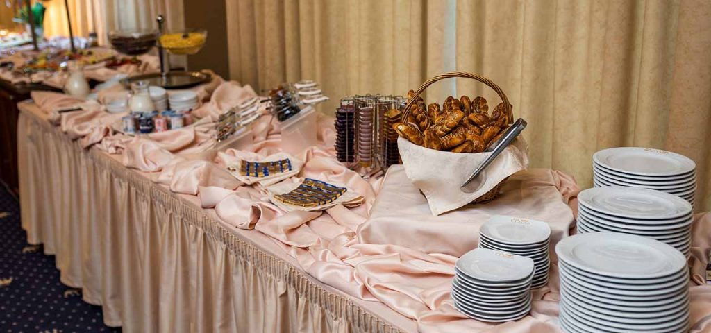 Restaurant & bar – Hotel Mara Sinaia